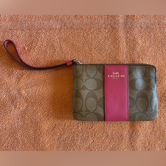 Coach | Bags | New Coach Wristlet Wallet Never Used | Poshmark